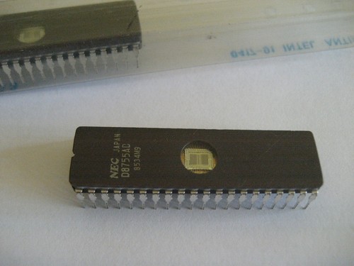 1 pc.New NEC 8755 D8755A Ceramic CER DIP40 EPROM/IO IC FREE Worldwide ...