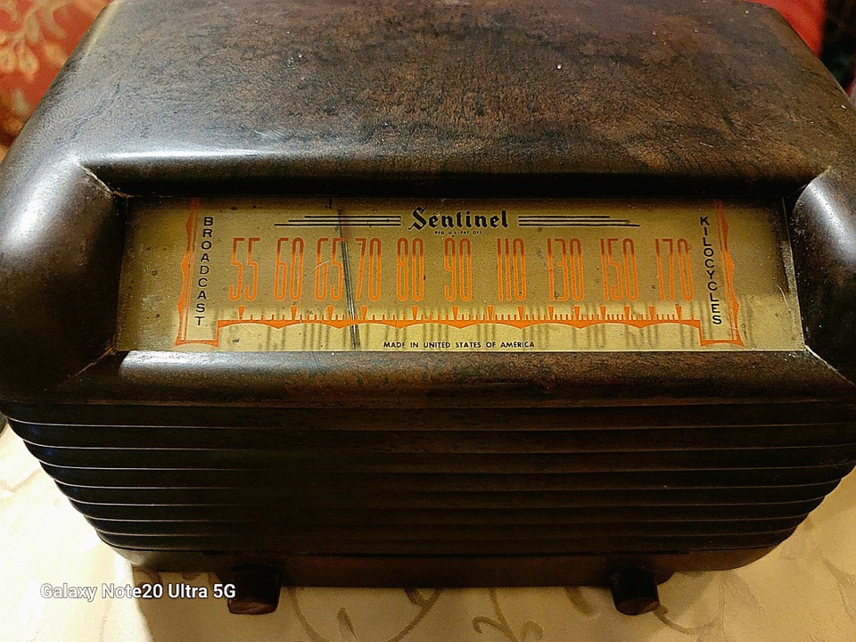 Original 1941 Vintage Sentinel 6 Tube Radio Model 263 All Tubes, Parts ...