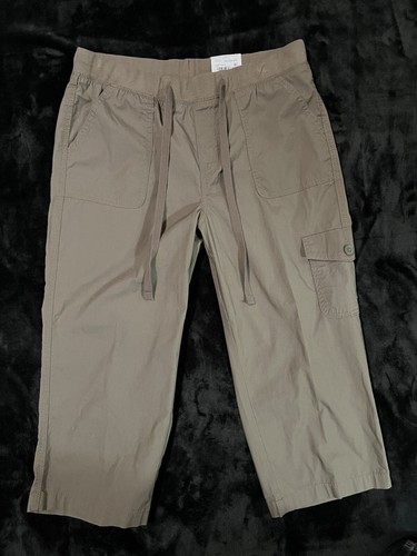St. John's Bay Cargo MidRise Capris Women’s Medium Taupe Shadow | eBay