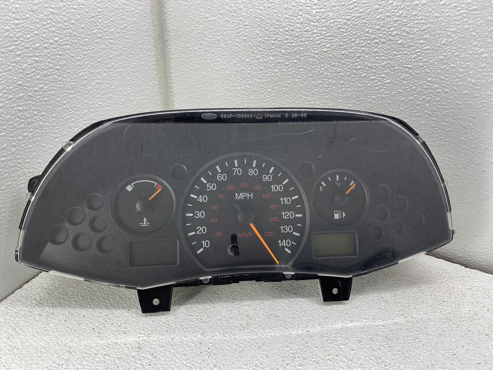 2000-2004 Ford Focus cluster speedometer gauges instrument panel oem ...