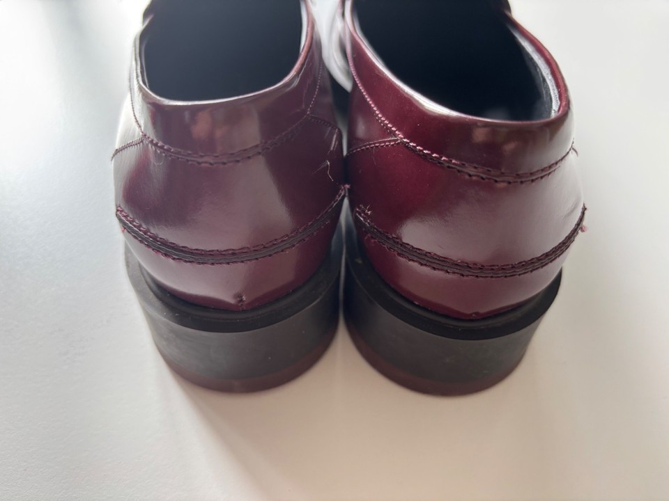 TODS ladies wine/burgundy loafer EU39.5/UK6.5 chunky sole gold hardware ...