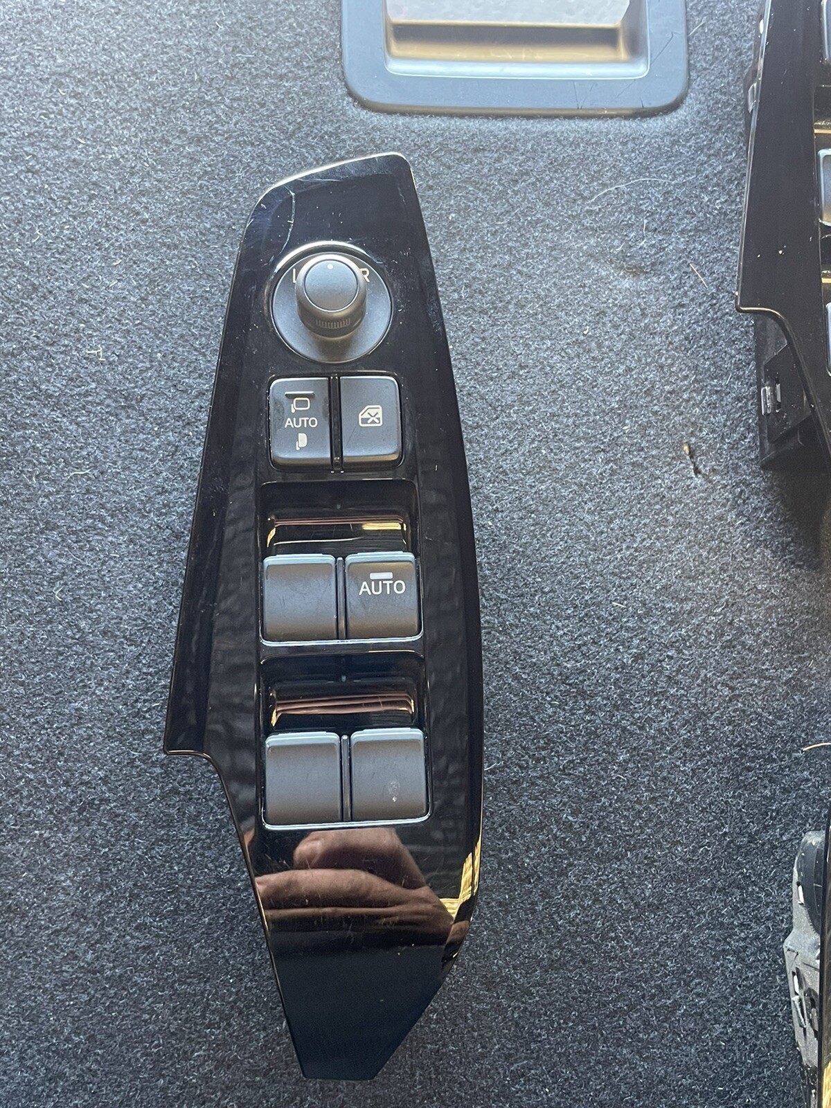 MAZDA 3 RIGHT FRONT POWER WINDOW SWITCH (MASTER SWITCH), BN, 05/16- 16 ...