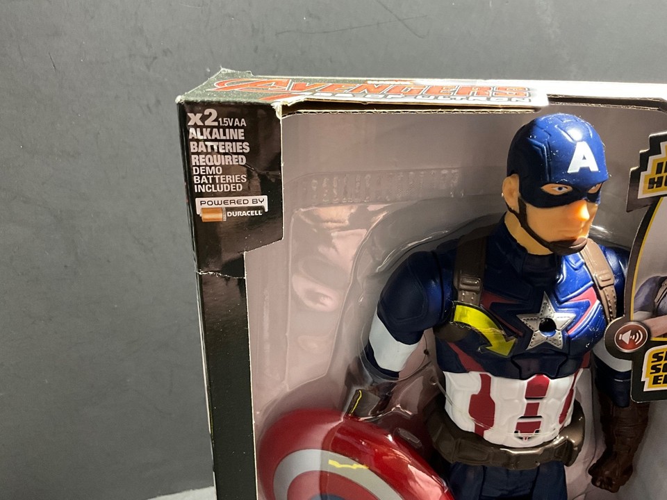 Marvel Avengers Electronic 2015 Captain America 12-Inch Action Figure ...