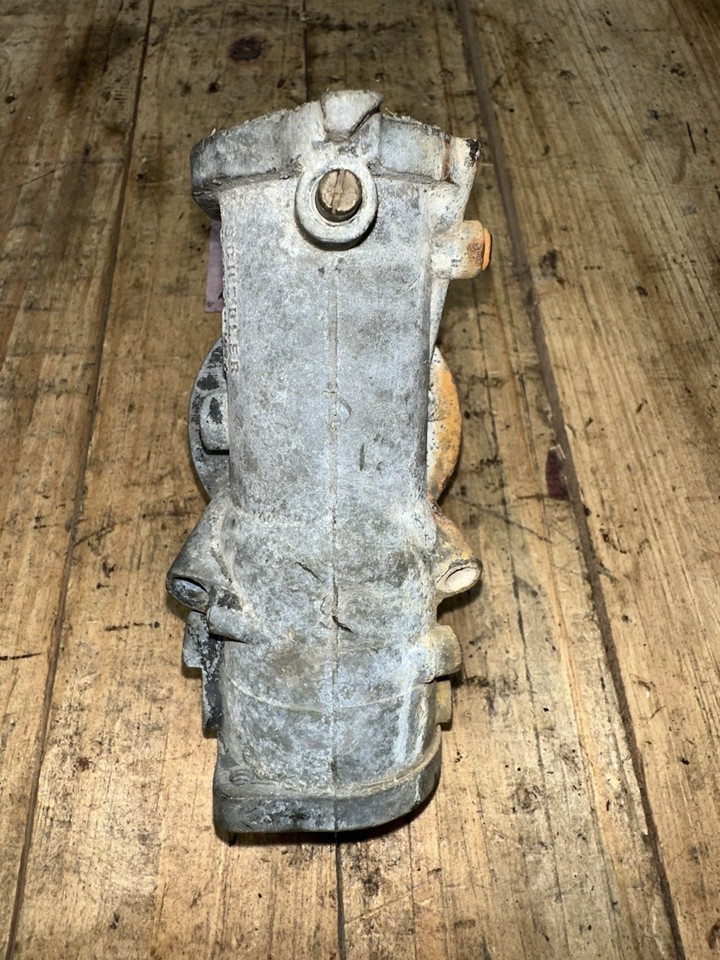 1935-38 Indian Chief Schebler DLX-108 Carburetor Body RARE Good Shape ...