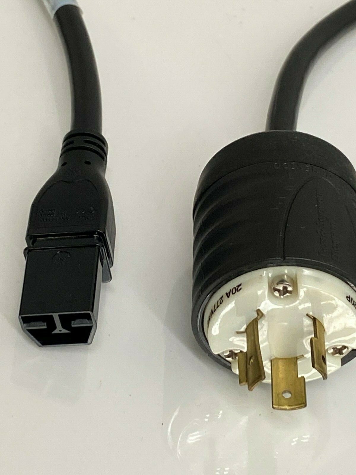 CAB-AC-20A-SG-US4 power cord, 277 VAC 20A, NEMA L7-20P/Saf-D-Grid, NA ...