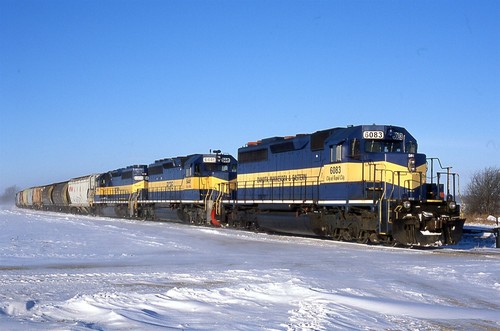 ACTION SLIDE DM&E 6083 SD40-2 IN SNOW +2 | eBay