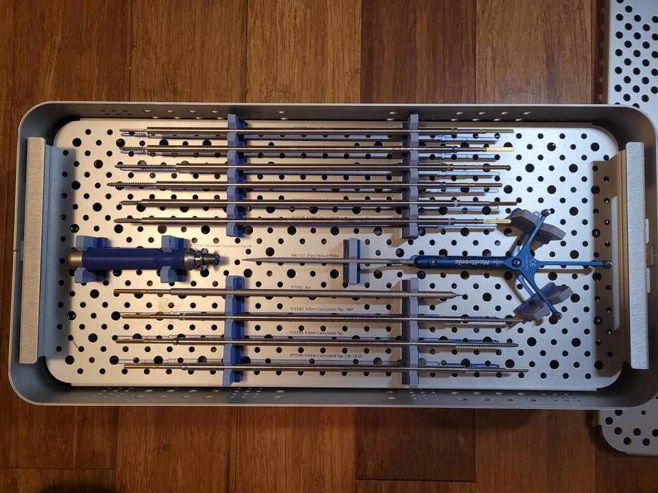 Medtronic set PN9733665 with articulating arm PN9734252. | eBay