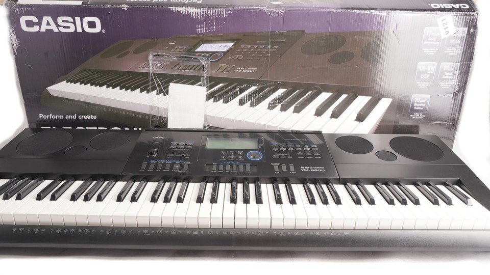 Casio WK-6600 76-Key Workstation Keyboard with Sequencer and Mixer ...