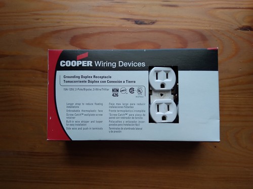 (10) Cooper 270W 15A Duplex Outlet | eBay