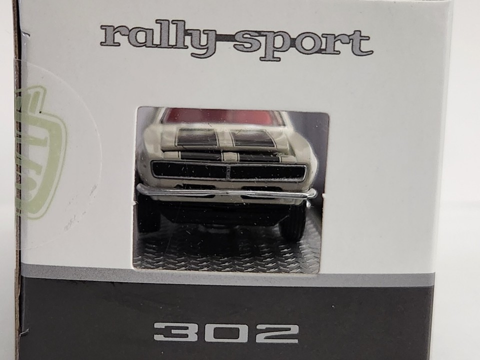 M2 MACHINES 68 CHEVROLET CAMARO Z/28 RS R86 1/64 | eBay