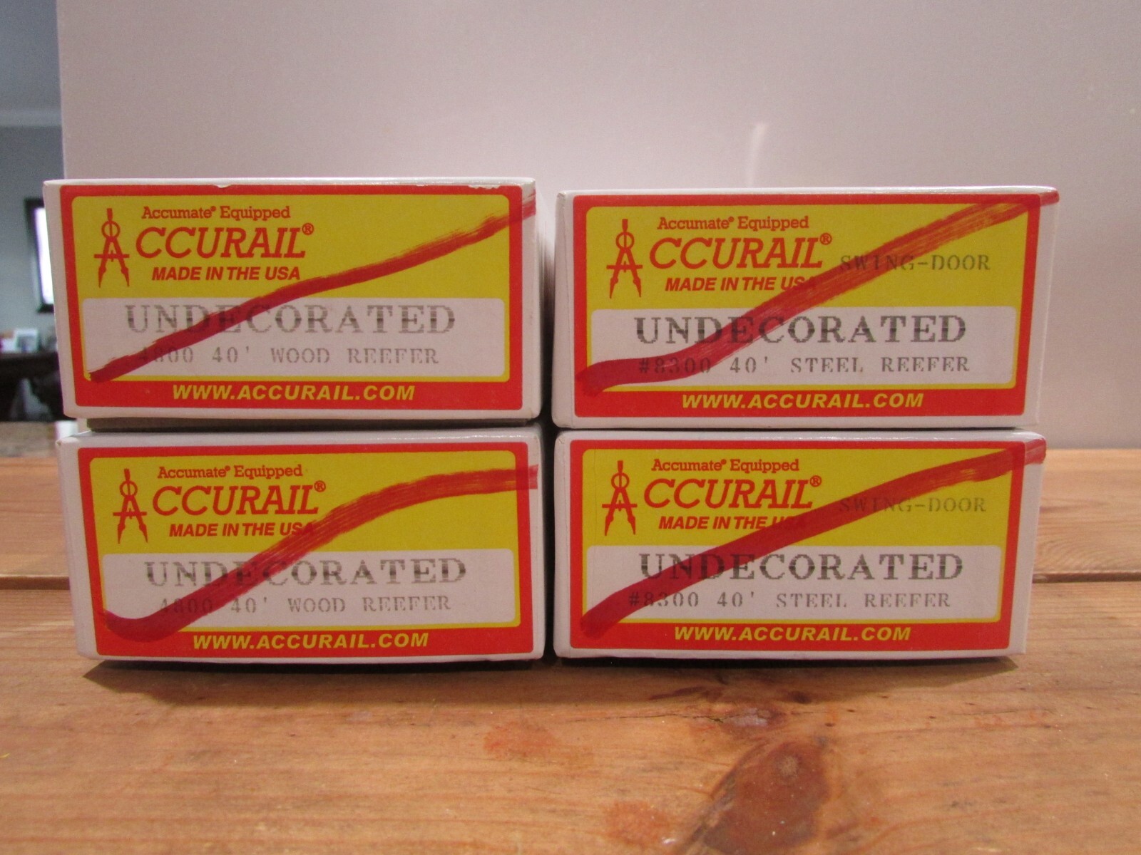 HO Scale Assorted (4) Accurail Freight Cars Undecorated Lot#1981 | eBay