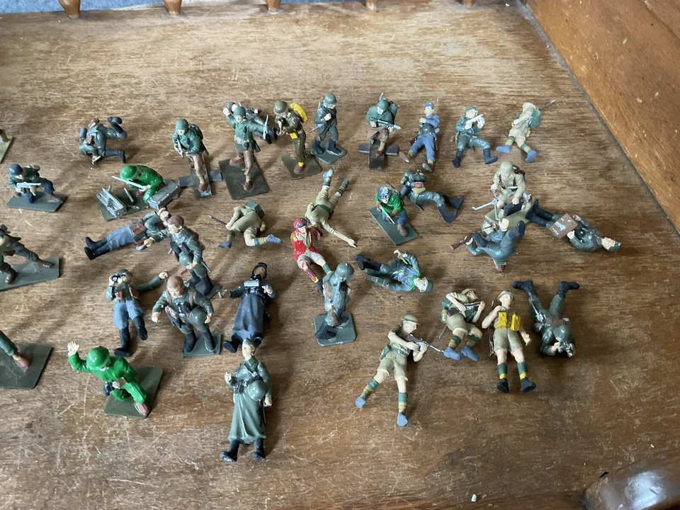GERMAN SOLDIERS WW2 MINIATURES - 1/35 scale SET OF 50 FIGURINES Tamiya ...