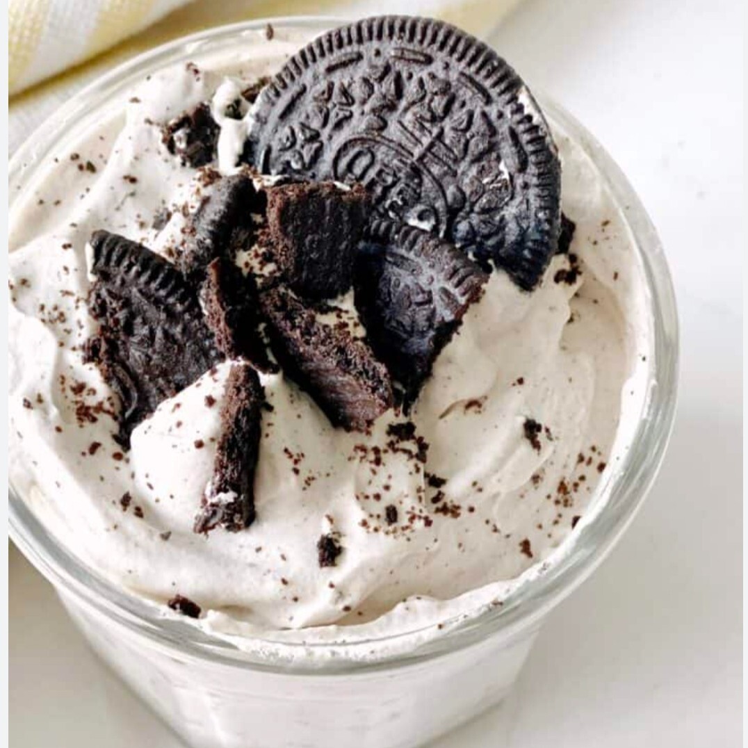 CHOCOLATE Biscuit With Ceylon Munchee KALO Vanilla Flavored Creamy ...