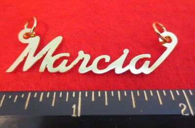 14KT GOLD PLATED "MARCIA" PERSONALIZED NAMEPLATE WORD CHARM PENDANT ...