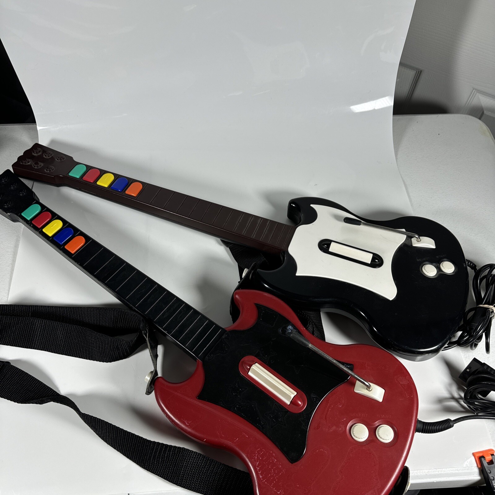 Guitar Hero 2 Gibson SG Red Octane ( PSLGH ) Wired Controller ...