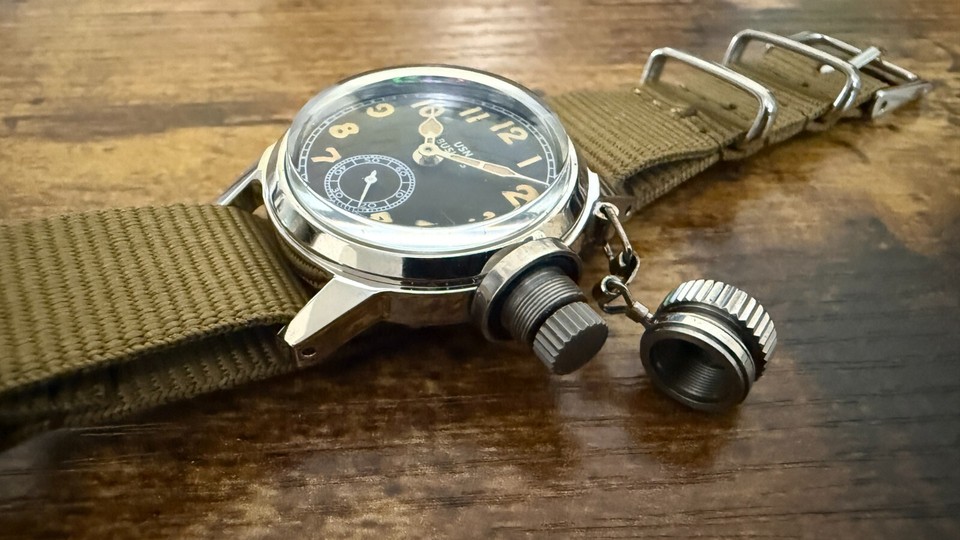 WW2 HAMILTON MILITARY WATCH A-11 USN BUSHIPS WITH NEW CANTEEN CASE ! | eBay