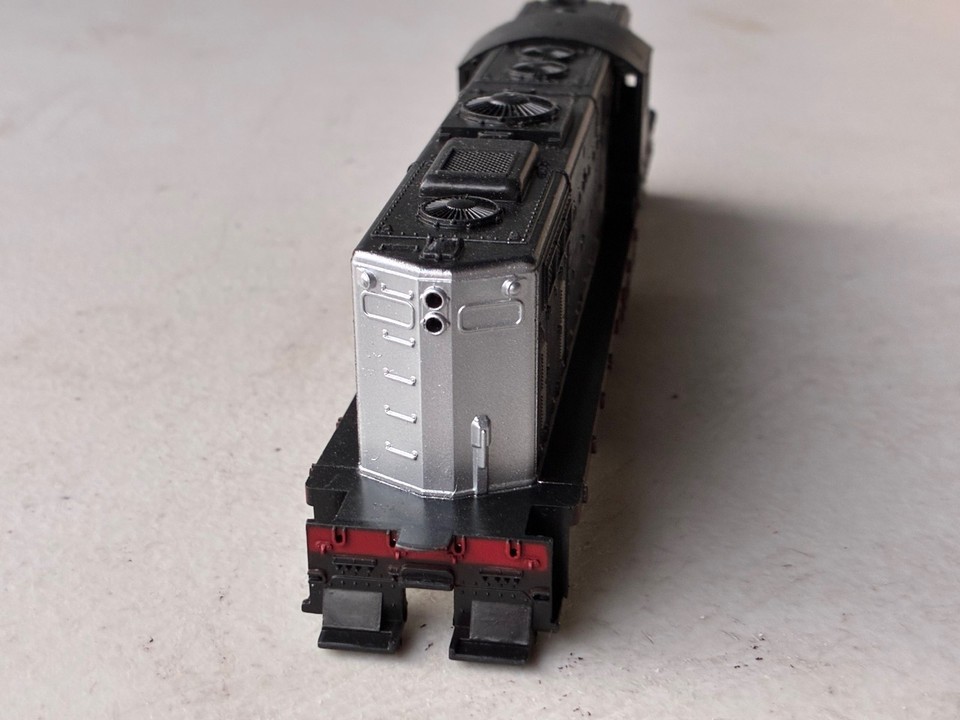 Athearn HO Scale Southern Pacific GP-7 Diesel Shell #5600 | eBay