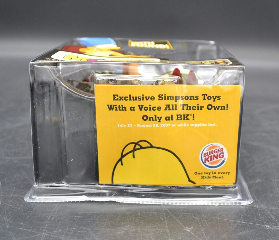 Simpsons - MOVIE MAYHEM -Marge Simpson Talking Movie Display & Figure ...