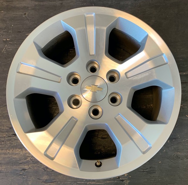 18" Chevrolet GMC Tahoe Silverado Yukon OEM Black 14-18 Wheel Rim 5647 ...