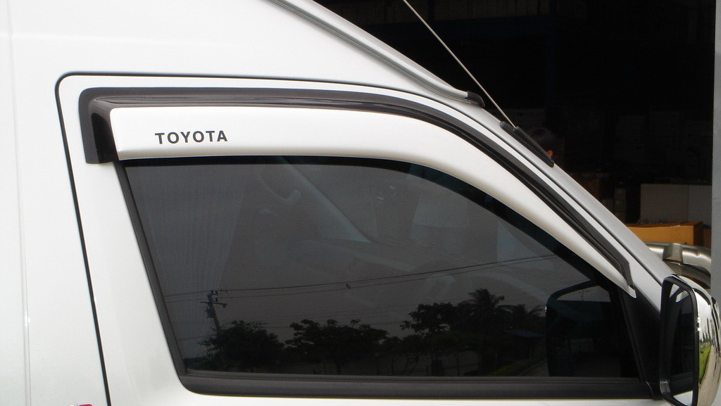 Wind Deflector Weather Rain Visor Guard Fits Toyota Hiace Commuter Van ...