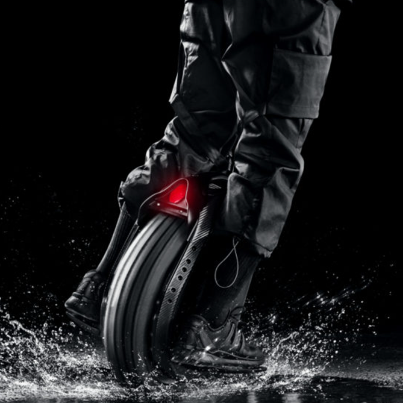 Ninebot One Z6 / Z10 electric unicycle 28 mph 1800 Watt latest ...