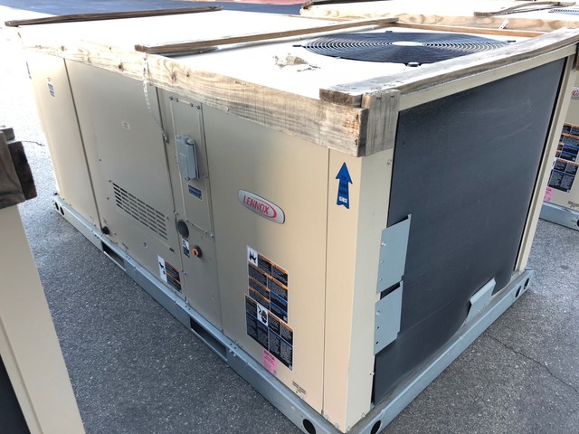 LENNOX 2 Ton Package Unit AC RTU 230v 1ph Gas Heat W/economizer KGA ...