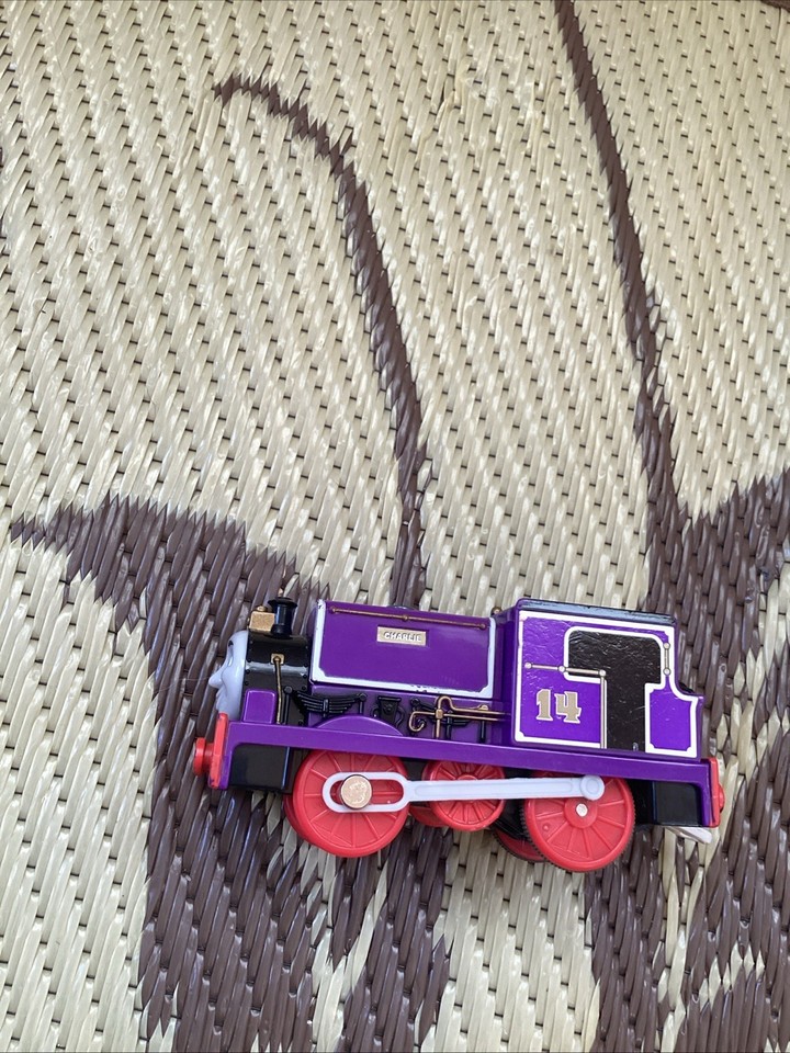 Thomas & Friends Trackmaster Charlie Motorized Engine 2009 Mattel Works ...