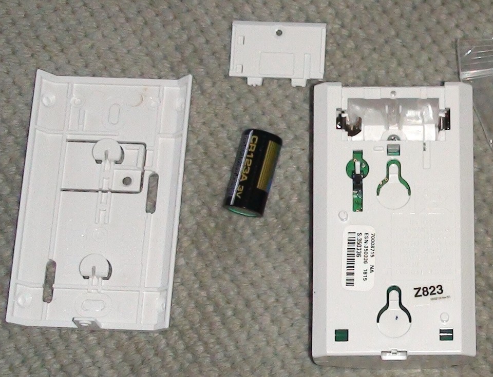 DSC WS4904P Wireless PIR Motion Sensor, w/ Battery, New - Pulled from ...