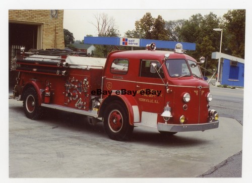 Bristol-Kendall Fire (IL) Engine 2 1940's American Lafrance Fire Truck ...