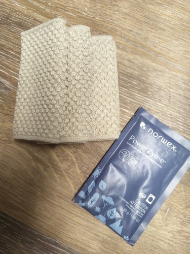 NEW Norwex Counter Cloths Set of 3 Vanilla BacLock 11" x 5 ...