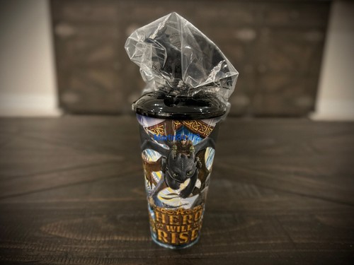 2025 How To Train Your Dragon Cup + Topper Regal Cinemark AMC Toothless ...