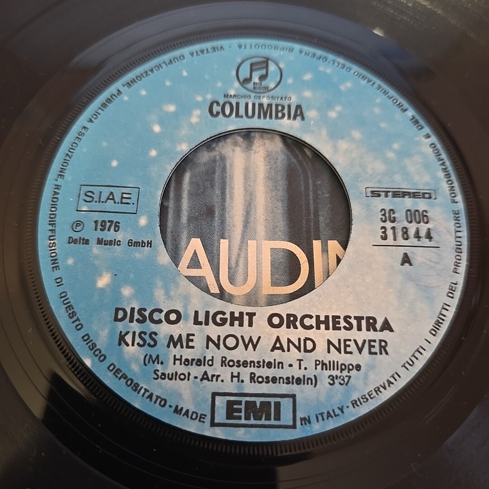 🎵 Disco Light Orchestra 🎵 Kiss Me Now or Never Claudine 45 Italy Press ...