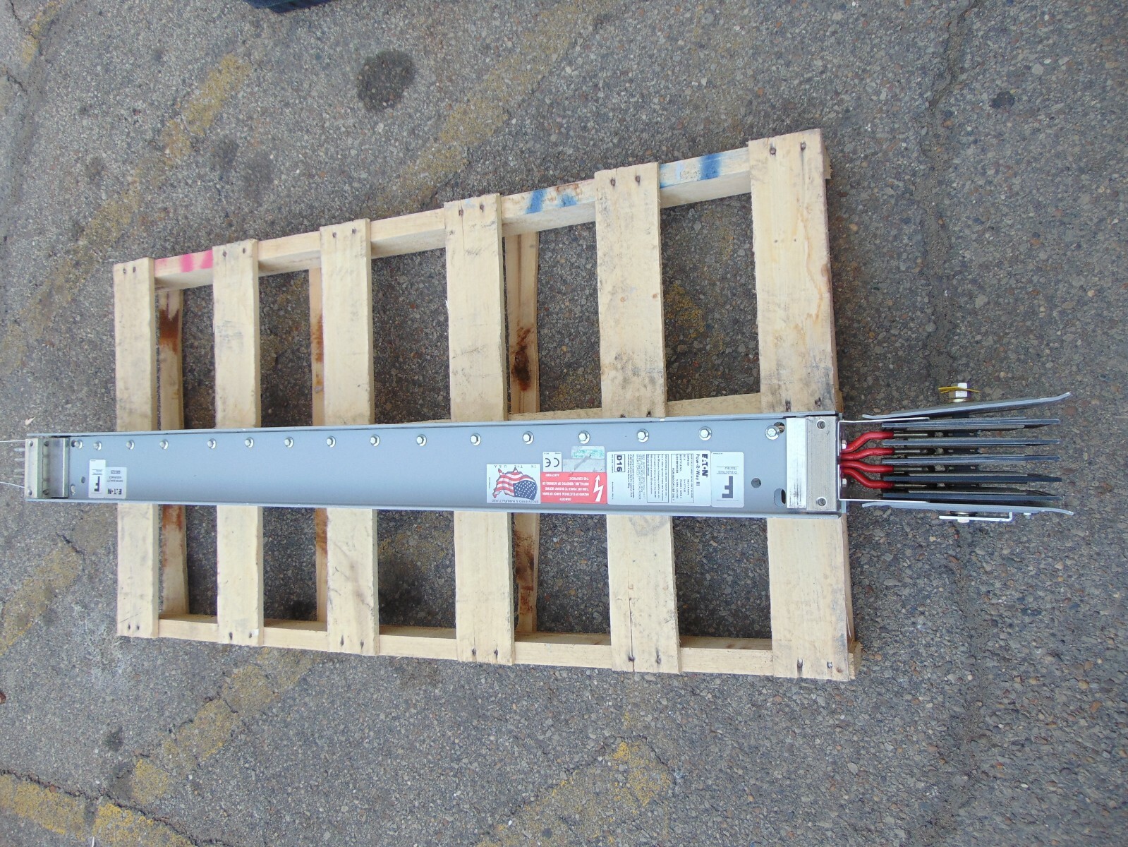 NEW EATON POW-R-WAY III 600 AMP 277/480V BUS DUCT SECTION 51" +/- | eBay