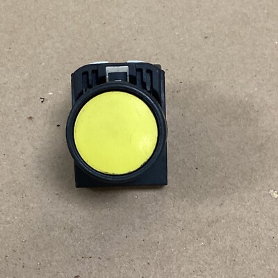 FUJI AR22FOR-11Y Push button switch #259PT84FML | eBay