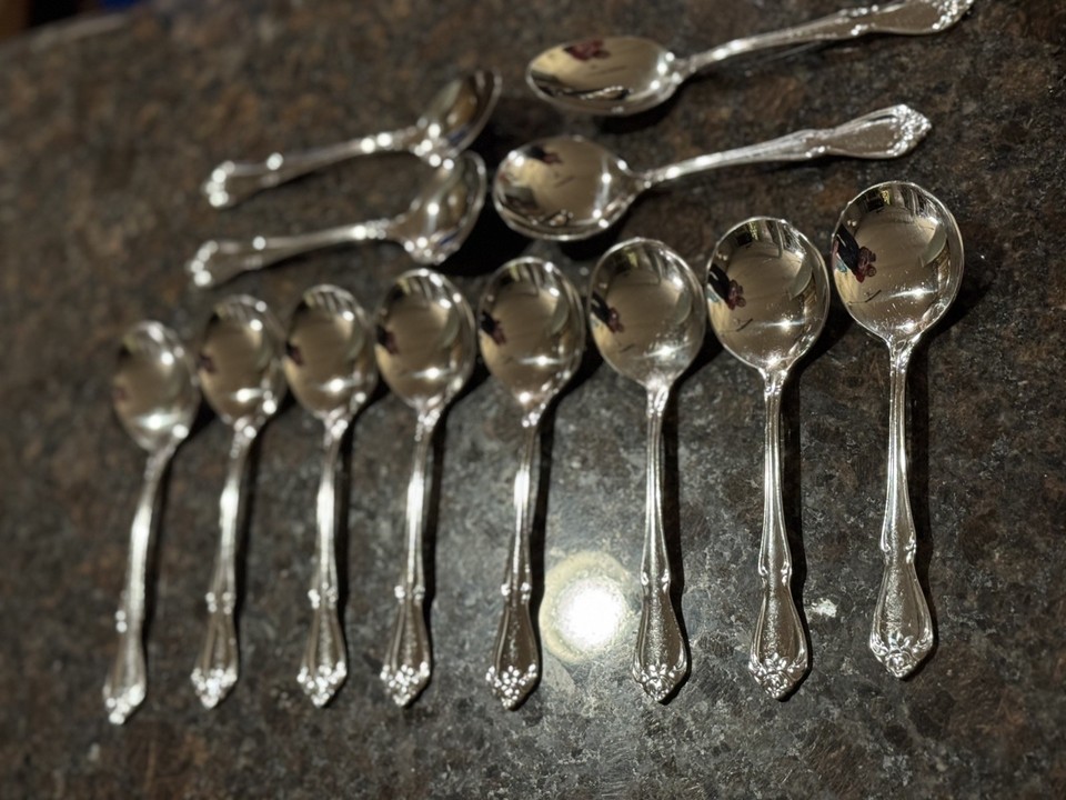 Set Of 12 Oneida Arbor / True Rose style Spoons Stainless - 10 round ...