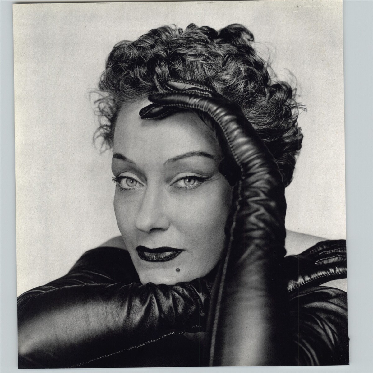 Philippe Halsman Photography Philippe Halsman: Surreal Portraiture