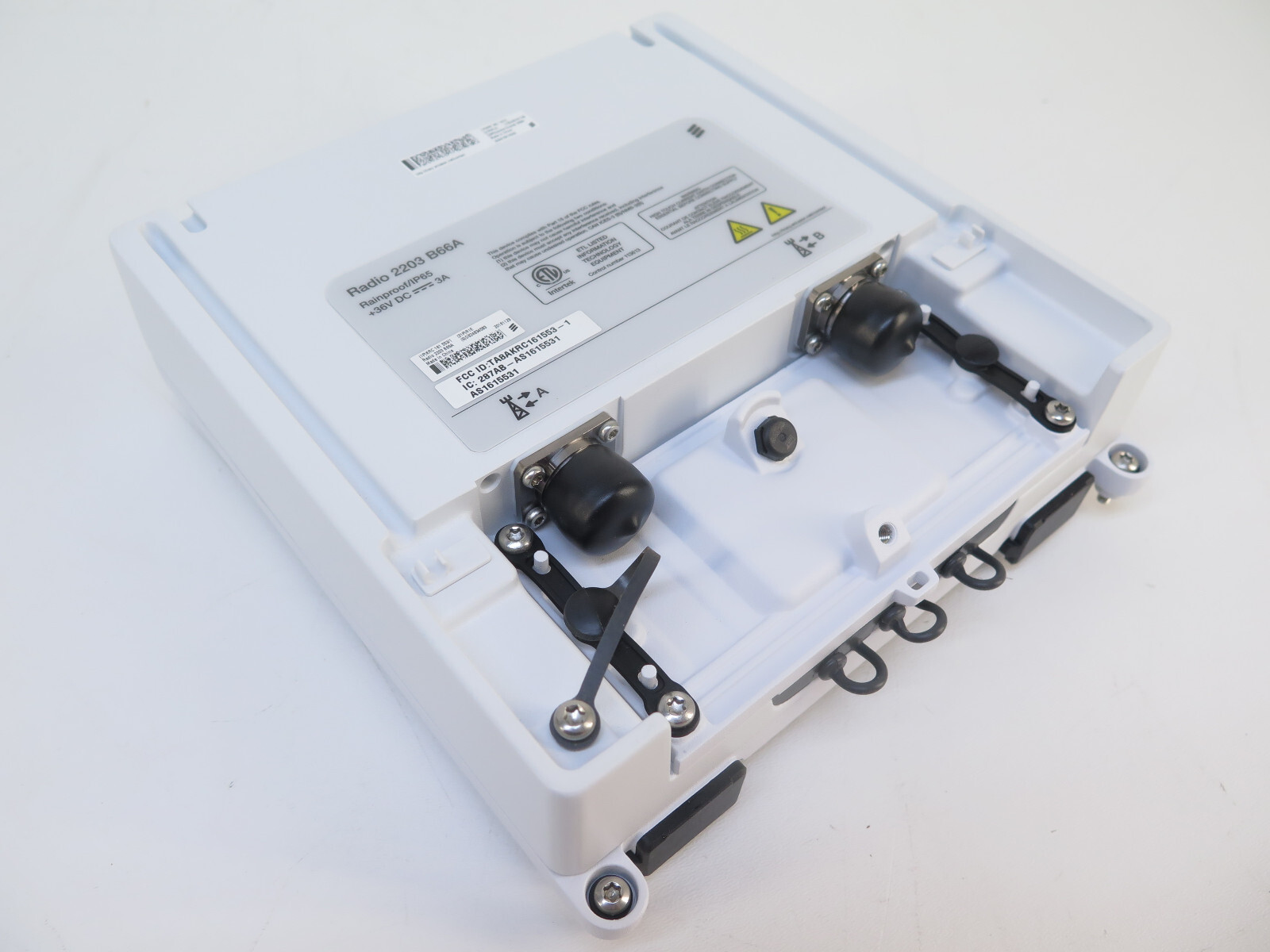 Ericsson KRC 161 553/1 Radio 2203 B66A 1700MHz NR Base Station, IP65 ...