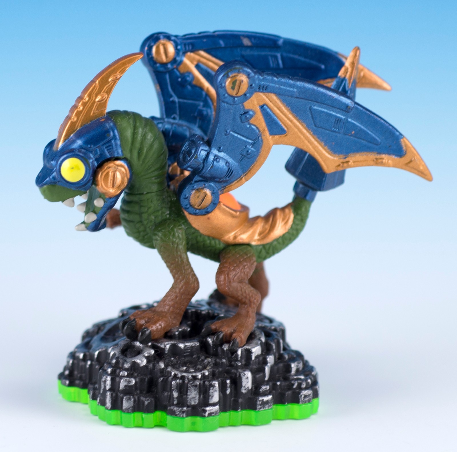 Skylanders Spyro's Adventure Drobot Figure Loose Plus Card and Sticker ...