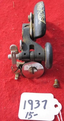 1937 VINTAGE SINGER SEWING MACHINE BOBBIN WINDER & BELT GUARD FOR MODEL ...