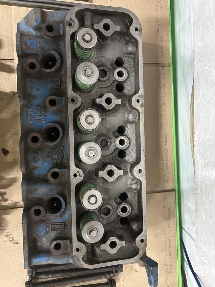 Ford Tractor Cylinder Head With Rack And Push Rods C7NN6090R | eBay