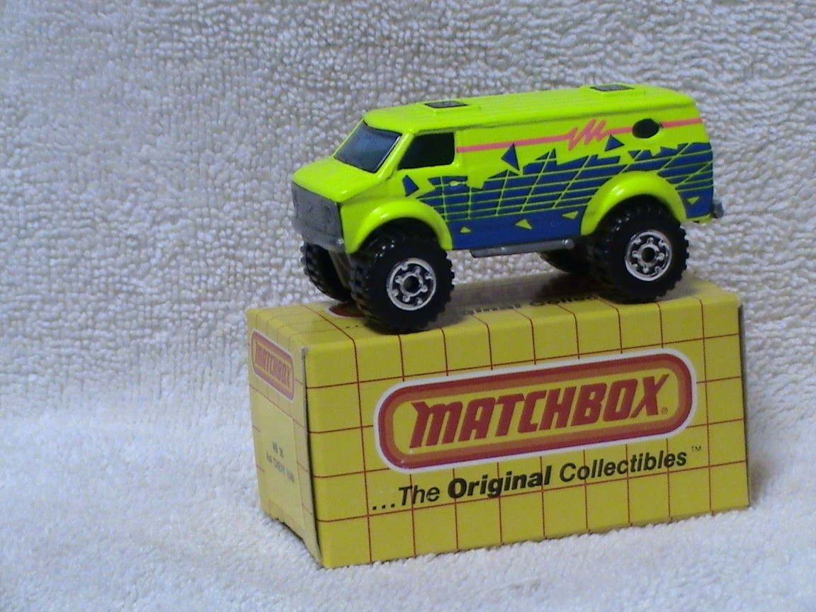 MBSF 19-d26b Red and Gray Peter Cement Truck w/8 Spoke chrome wheels | eBay