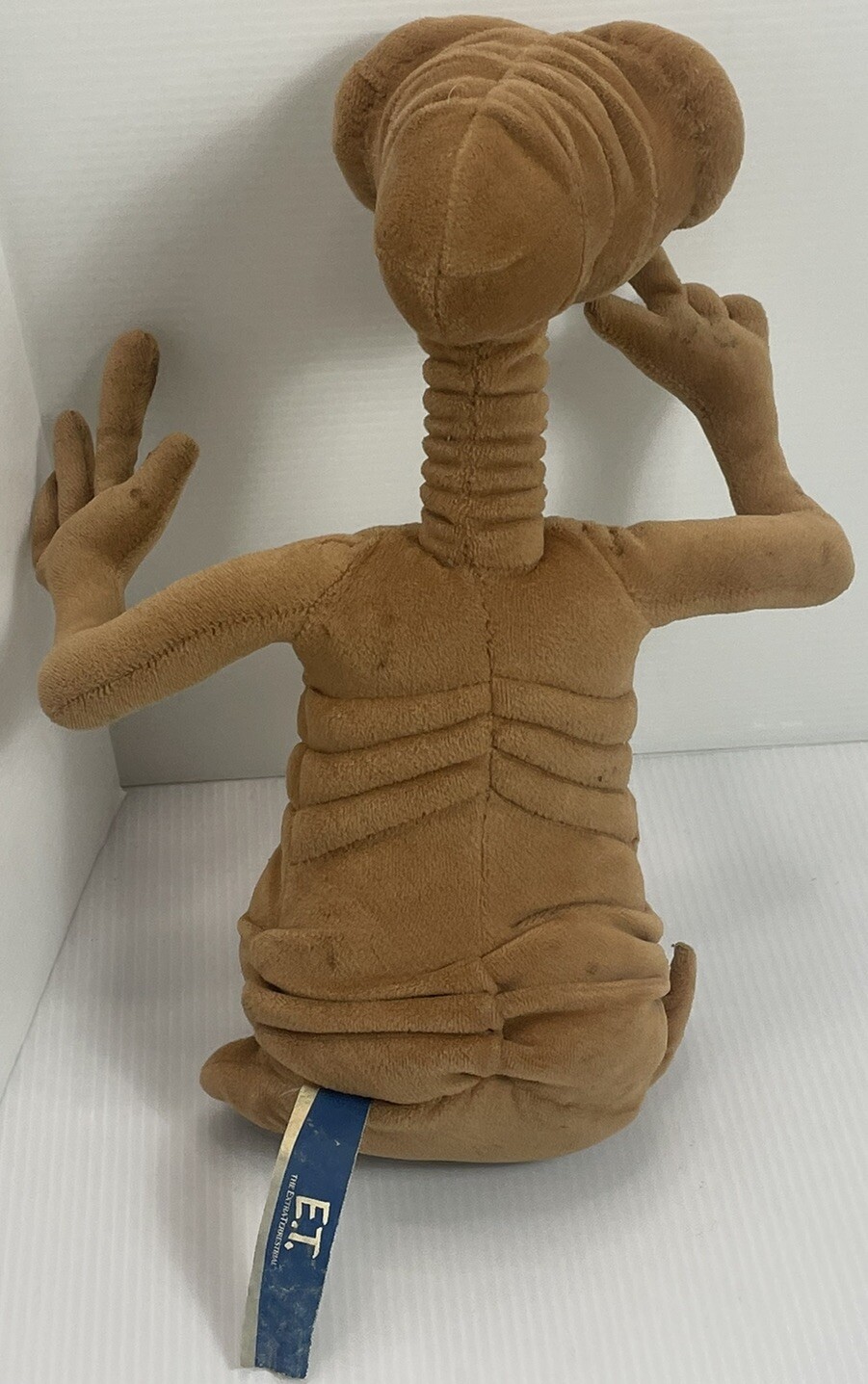 E.T. the extra-terrestrial toys r us 12" poseable plush Vintage Stuffed ...