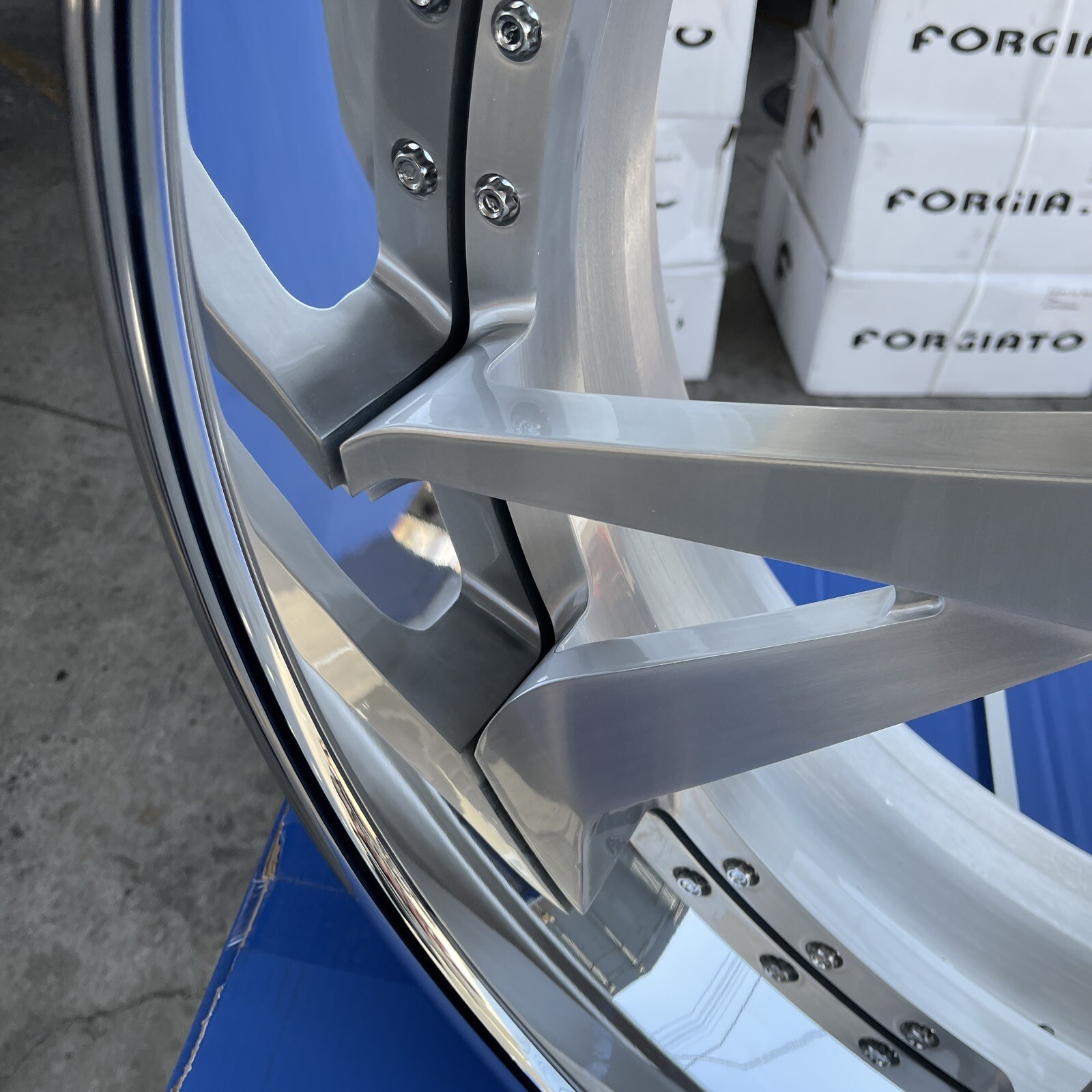 24x9-10 Forgiato S221-ECL Brushed Silver Chrome Wheel-Tire Pkg Gbody ...