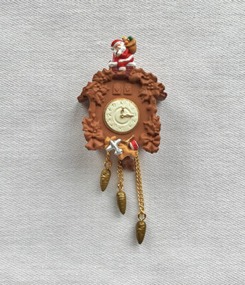 1999 Santa Time ~ Santa on Top of a Cuckoo Clock ~ Hallmark Miniature ...