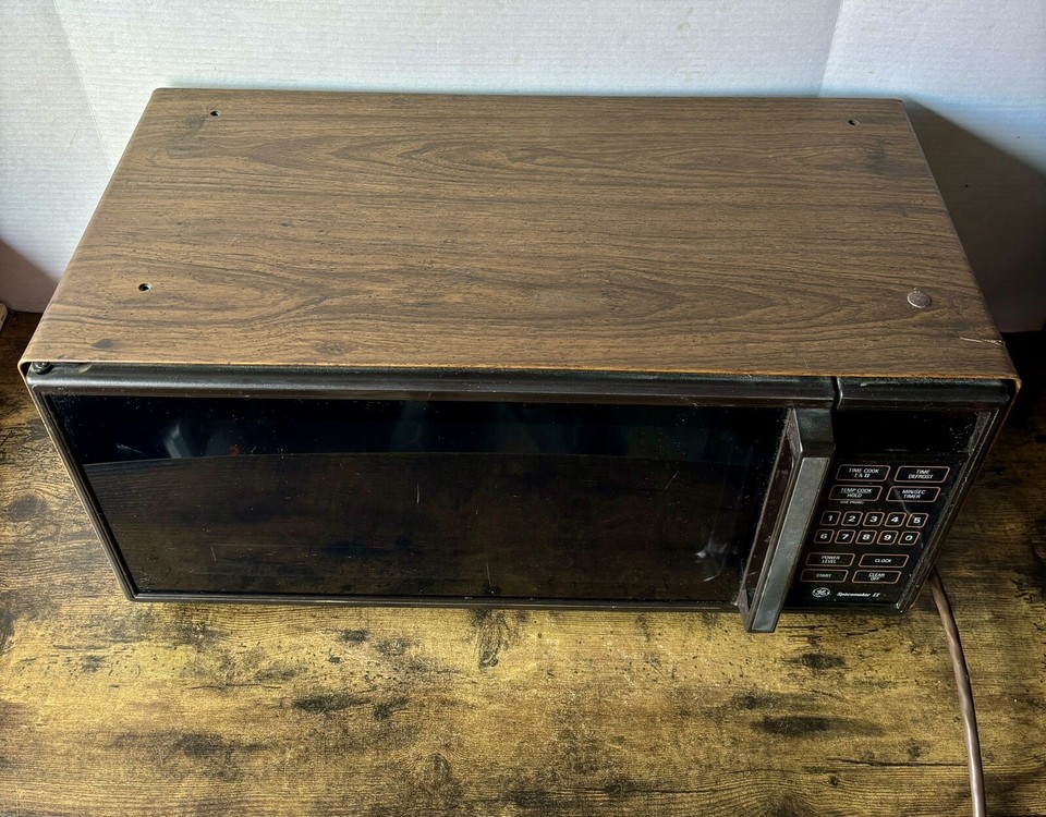 Vintage General Electric Spacemaker II Microwave Model J EM22H 001 ...
