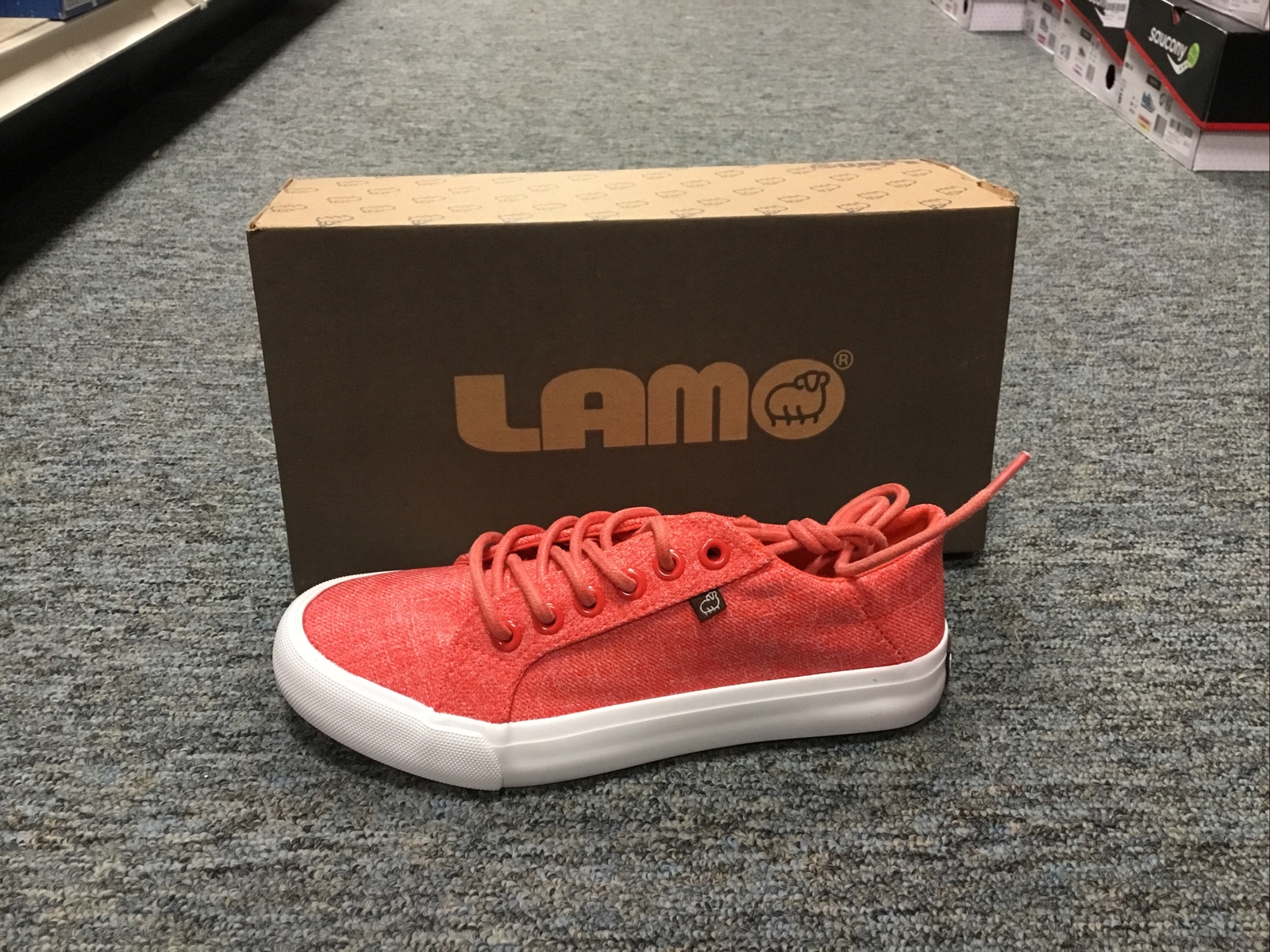 Lamo Red Vita Ew1910 Size 5 Medium | eBay