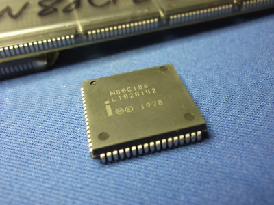 N80C186 Intel 80C186 16-BIT CPU Vintage PLCC Chip Rare! NEW LAST ONES ...