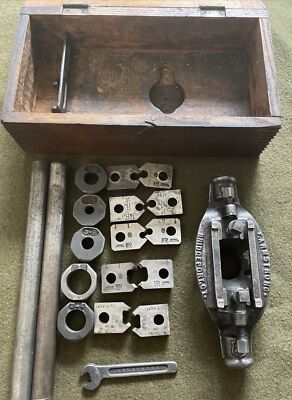 Pipe Threaders - Vintage Pipe Threader