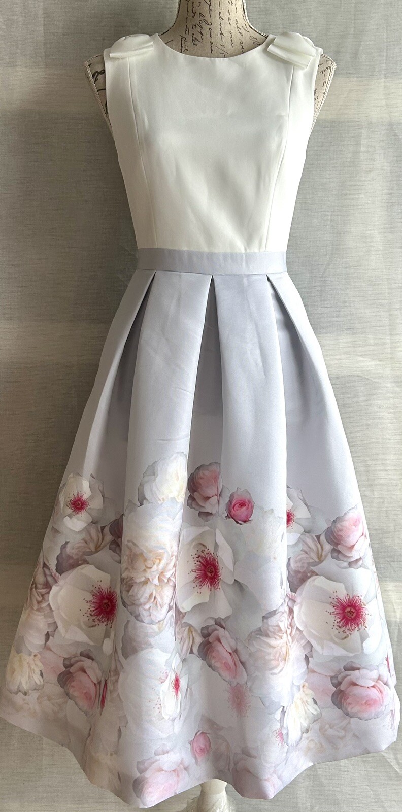 Ted Baker ‘Gilith’ Chelsea Print Bow Detail Midi Dress White/Grey Size ...