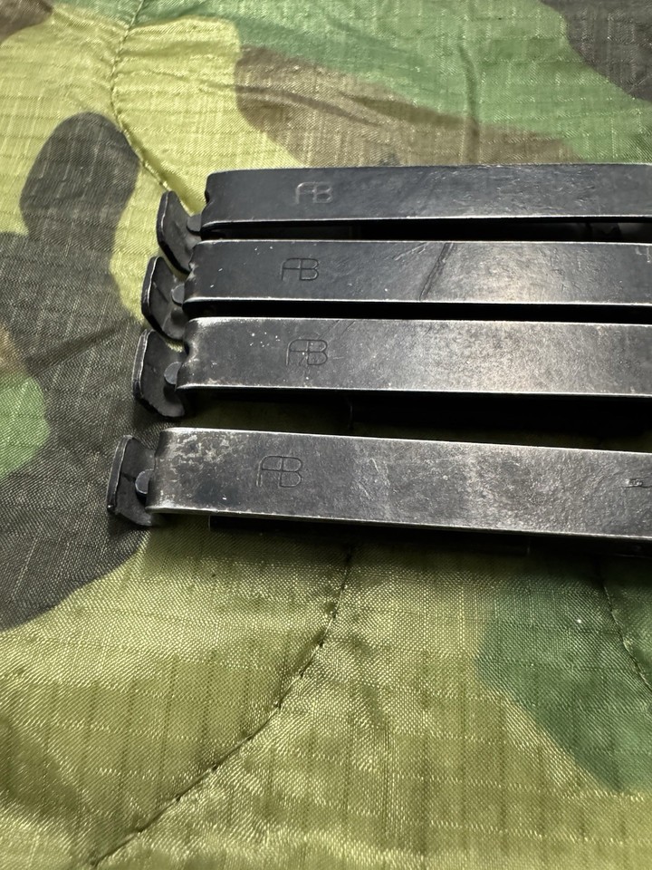 Lot Of (4) USGI Military Alice Clips For Load Bearing Equipment Gl ...